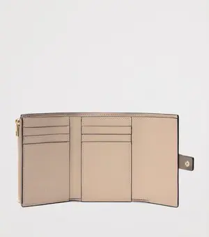 Loewe Small Calfskin Vertical Wallet - Brown