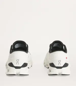 On X 4 Trainers - Ivory