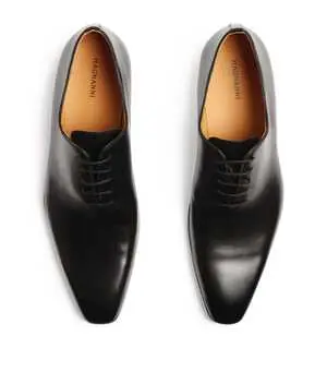 Magnanni Wholecut Oxford Shoes