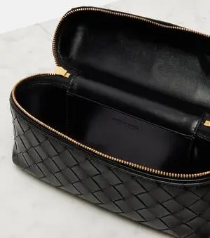 Bottega Veneta Intrecciato Leather Tote Bag - Black