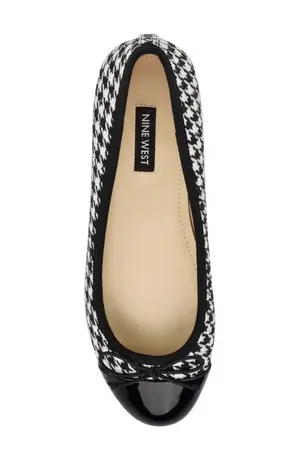 Nine West Cap Toe Ballet Flats
