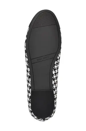 Nine West Cap Toe Ballet Flats