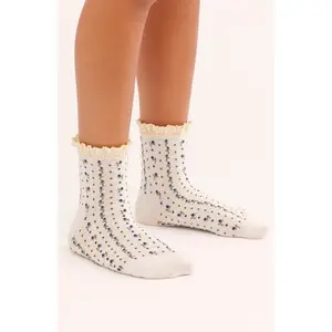 Free People Rosebud Waffle Knit Ankle Socks - Ivory