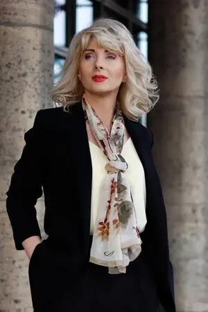 ELIZABETTA Botanica Long Sheer Silk Scarf For