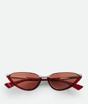 BOTTEGA  VENETA Bottega Veneta Cat Eye Sunglasses - Red/brown