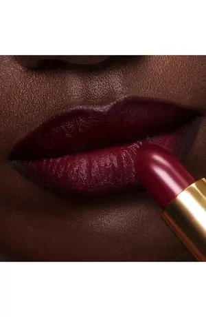 TOM FORD Runway Satin Full-coverage Longwear Lipstick Color - 18 Unzip