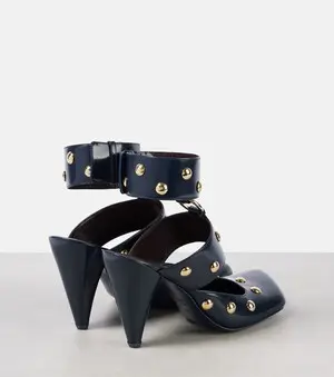 Chloé Jade Studded Leather Pumps - Blue
