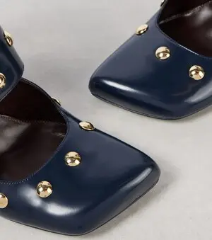 Chloé Studded Leather Pumps - Blue