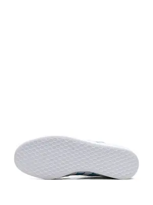 Adidas Gazelle Low-top Sneakers - White