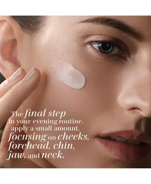 La Mer The Rejuvenating Night Cream - No Color