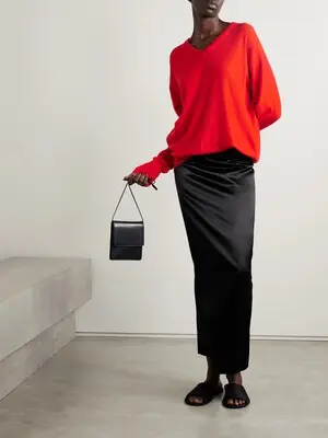 THE ROW Gracy Oversized Cashmere Sweater