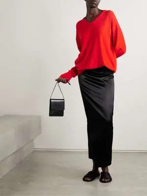 THE ROW Gracy Oversized Cashmere Sweater