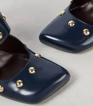 Chloé Jade Studded Leather Pumps - Blue