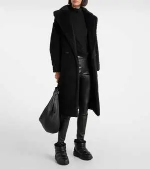 JIMMY CHOO Xan Shearling-lined Snow Boots