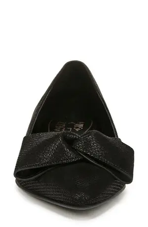 Naturalizer Havana Bow Pointed Toe Flat - Black