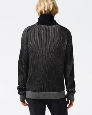 Perfect Moment Star Turtleneck