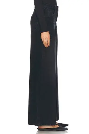 MOTHER The Slung Sugar Cone Sneak Jeans
