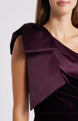 Eliza J One-shoulder Bow Gown
