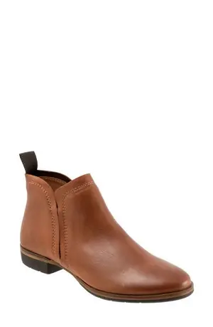 Eos Paneled Shoes For Women