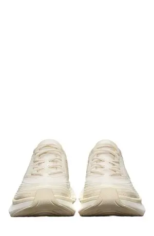 Apl Streamline Sneakers - Pristine / White