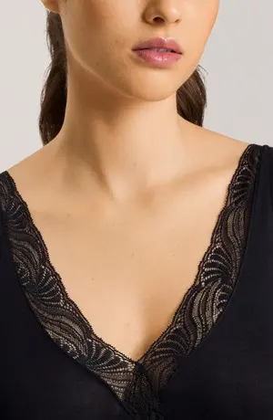 Hanro Cotton Delight Wireless Lace Trim Soft Cup Bra - Black