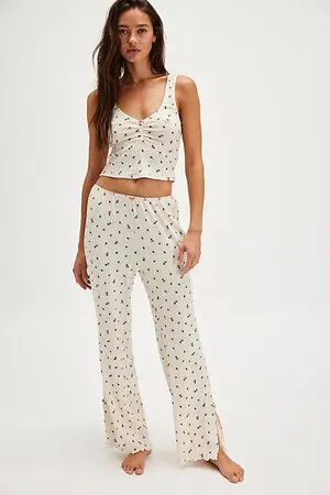 Free People Fresh In Love Lounge Set Snow Combo