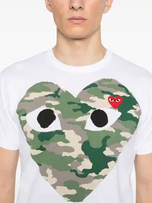 Play Comme Des Garcon Camouflage Heart-print T-shirt