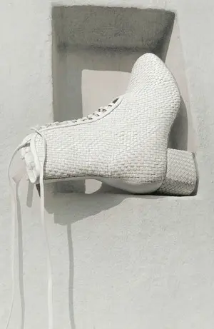 DANIELLA SHEVEL Kamari Ankle Boots - Ivory