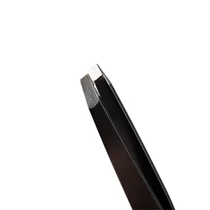 PETE & PEDRO Slant Tweezers - None