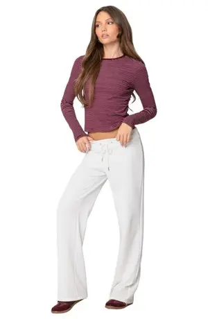 EDIKTED Brianna Stripe Stretch Cotton T-shirt - Burgundy