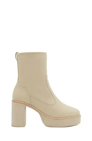DANIELLA SHEVEL Lugg Ankle Boots - Ivory