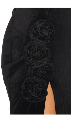 Amanda Uprichard Velvet Gown With Florette Accent And Slit - Black