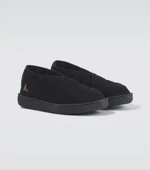 ROA Slip-on Shoes