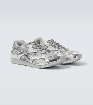 Bottega Veneta Orbit Metallic-effect Sneakers - Silver