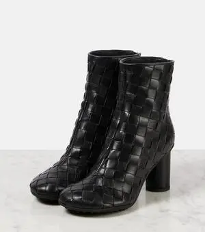 Bottega Veneta Intrecciato Leather Ankle Boots - Black