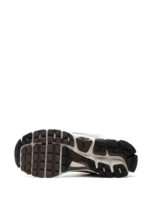 Nike Air Zoom Vomero Sneakers - White