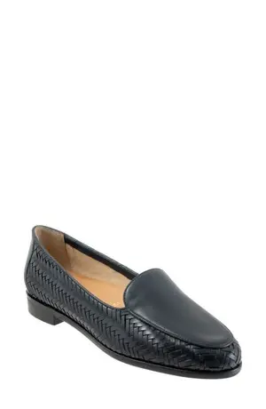 Women's Trotters Navy Leather Shoes