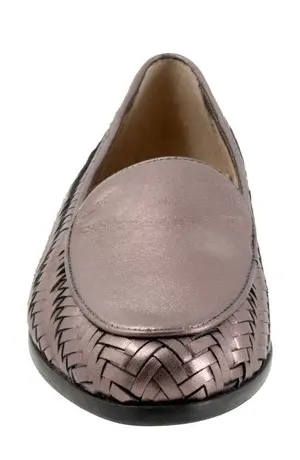 Trotters Lyric Leather Loafer - Rose Pewter