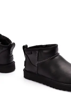 UGG Classic Ultra Boots - Black