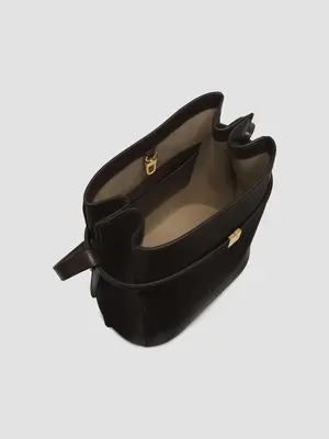 TOTEME Belted Leather Bucket Bag - Bark