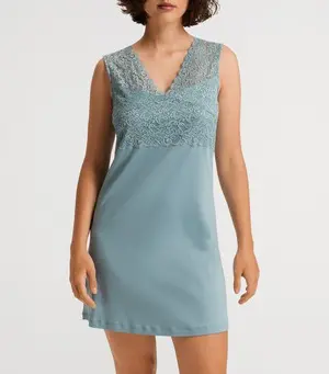 Hanro Cotton Lace-trim Moments Nightdress