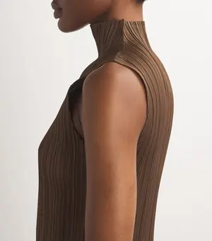 Issey Miyake Basics Tank Top - Brown