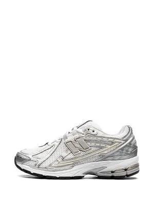 NEW BALANCE 1906r Sneakers