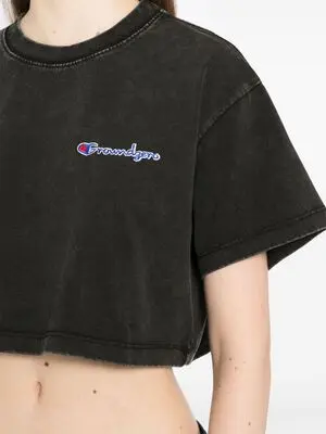 GROUND ZERO Logo-patch Cropped T-shirt