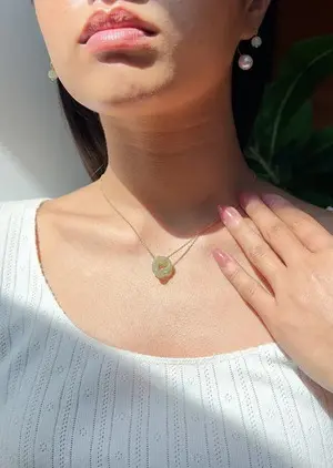 SEREE The Hearts Interlocking Jade Pendant Necklace - Light Green