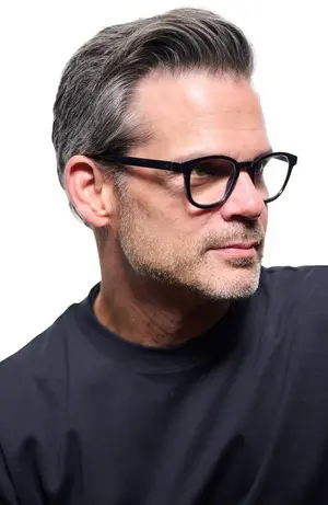 ONE:1 Helvetica Full Rim Reading Glasses - Black