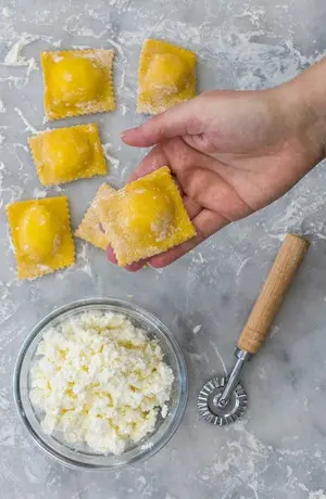 BROOKLYN BREW SHOP Ravioli Making Kit