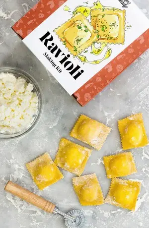 BROOKLYN BREW SHOP Ravioli Making Kit