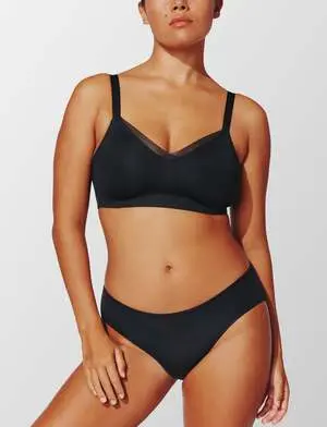 THIRDLOVE 24/7® Classic Wireless Crossover Minimizer Bra - Black