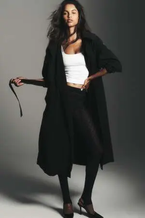 Alo Yoga Crinkle On The Move Trench Jacket - Black